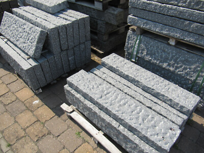 Leistensteine, Bordstein, Granit PADANG DARK, Farbe: dunkelgrau ...