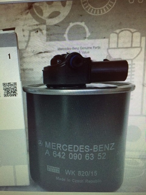Mercedes Benz Diesel Fuel Filter 5 Pin Connector OEM MANN WK 820/15 A ...