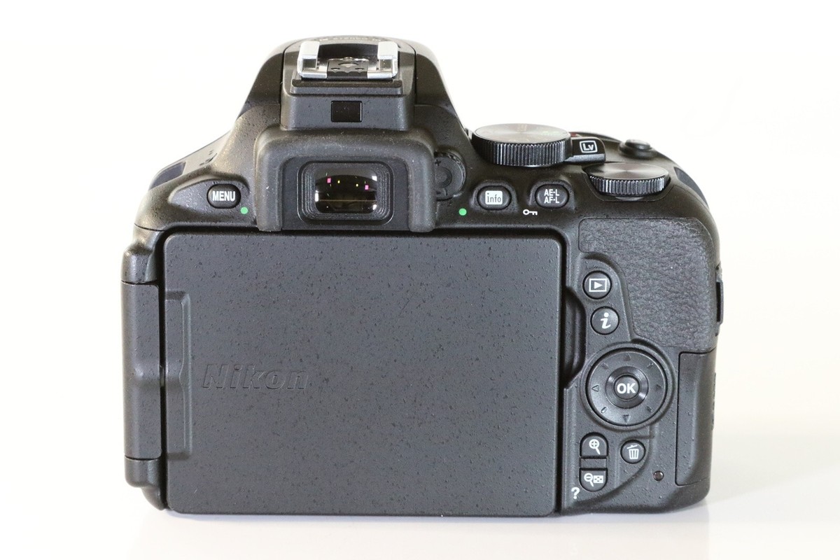 Nikon D5600 DSLR Camera, AF-P DX 18-55mm G + 32G SD Card Nikon D5600 DSLR Camera, AF-P DX 18-55mm G + 32G SD Card