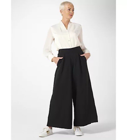 Wynne Collection Pleated Skirt Trousers Black Size Small MarlaWynne ...