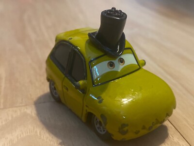 Disney Pixar Cars P.T. FLEA - A BUGS LIFE Drive In Series | eBay