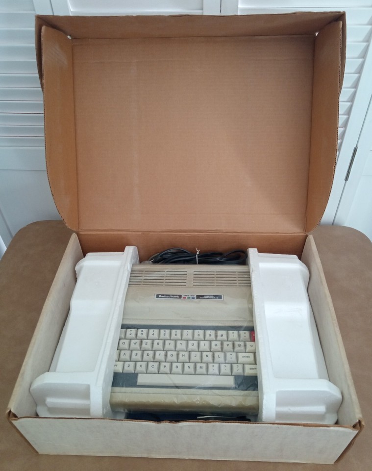 TRS-80 Color Computer 2. Rare Vintage Working. In Original Box. With ...