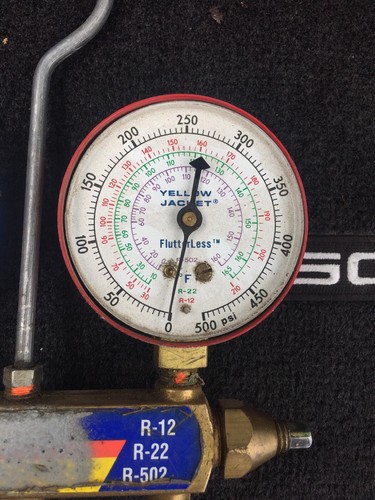 Yellow Jacket Manifold Gauges (R12 R22 R502) Test and Charging Ritchie ...