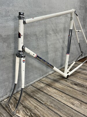 Vintage Bicycles - Vintage Fuji - Nelo's Cycles