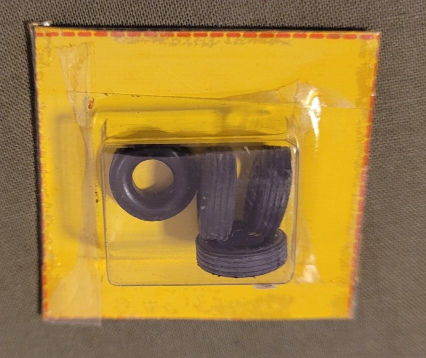 VINTAGE HO Aurora Rubber Tires 8313-070V (4) OPEN STOCK Slot Car NOS ...