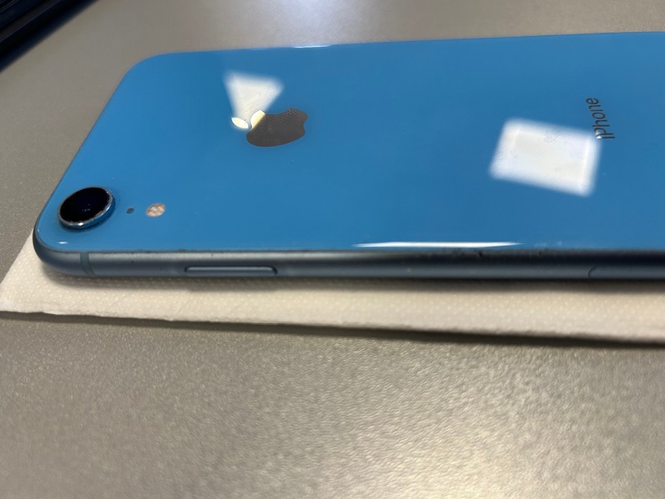 Apple iPhone XR - 64GB - Blu (Sbloccato) BATTERIA 88% | eBay