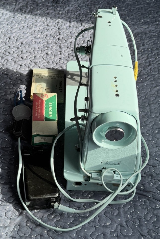 Vintage Singer Sewing Machine Model 348 Robin Egg Blue With Pedal | eBay UK