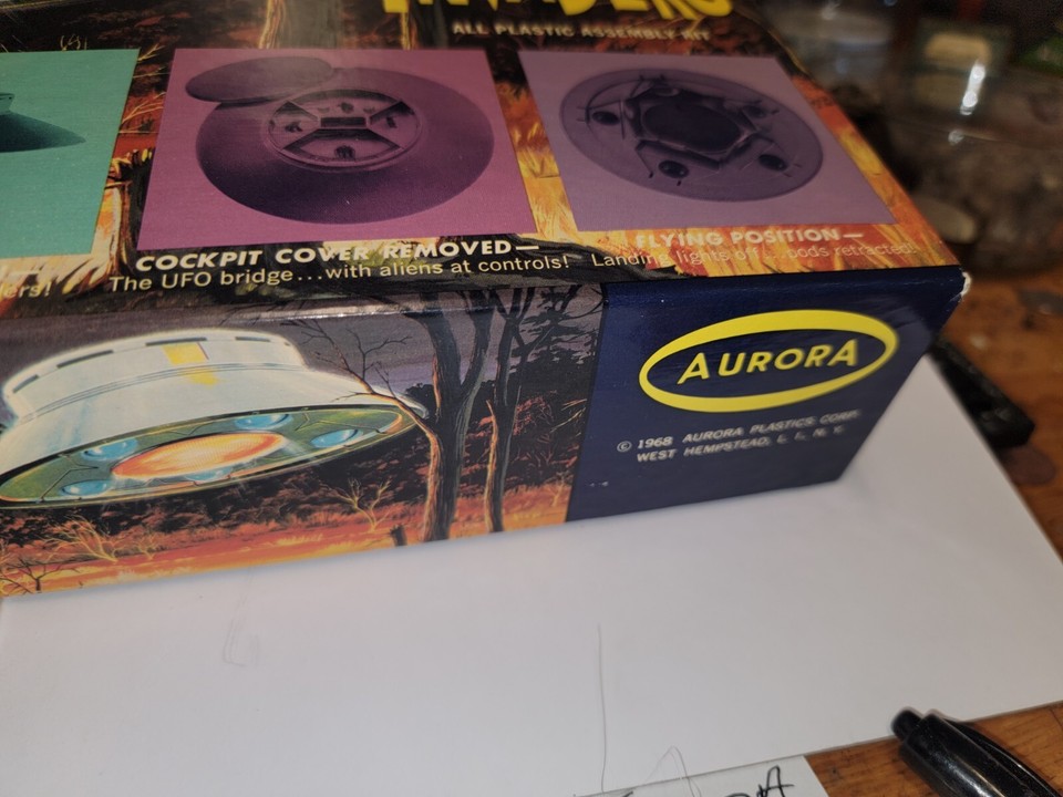 VINTAGE 1ST ISSUE 1968 AURORA #813 TV SHOW MODEL KIT UFO THE INVADERS ...