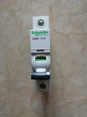 1PC NEW Schneider Miniature circuit breaker A9F18101 ic65N 1P C1A #LL ...