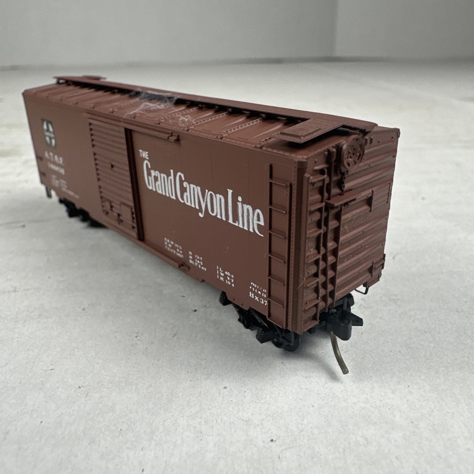 Kadee Micro-Trains N Scale 40’ STD Boxcar 20072 ATSF (Map Style) Santa ...
