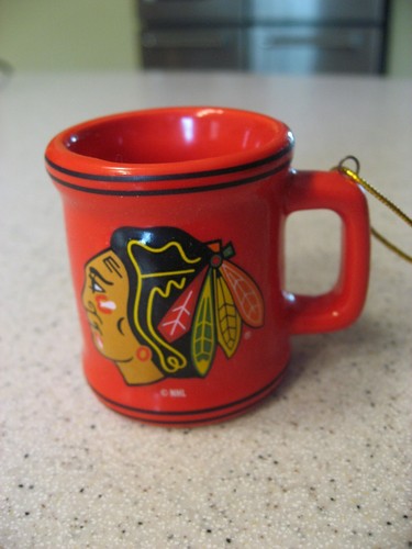 Boelter Brands Chicago Blackhawks Coffee Mug Porcelain Christmas ...