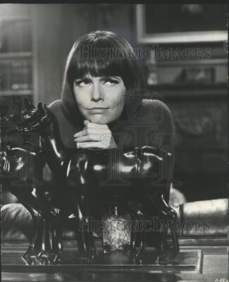 1967 Press Photo Actress Barbara Feldon as Juliet Nowell in "Fitzwilly ...