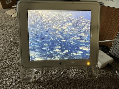 Vintage 2001 Apple Studio Display M7649 17” LCD Monitor Working with ...