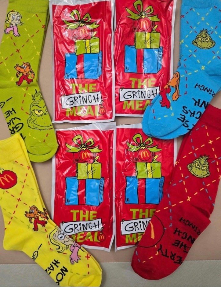 McDonalds 2025 Grinch Meal Socks- Complete Set(All 4 Colors) Best Price ...