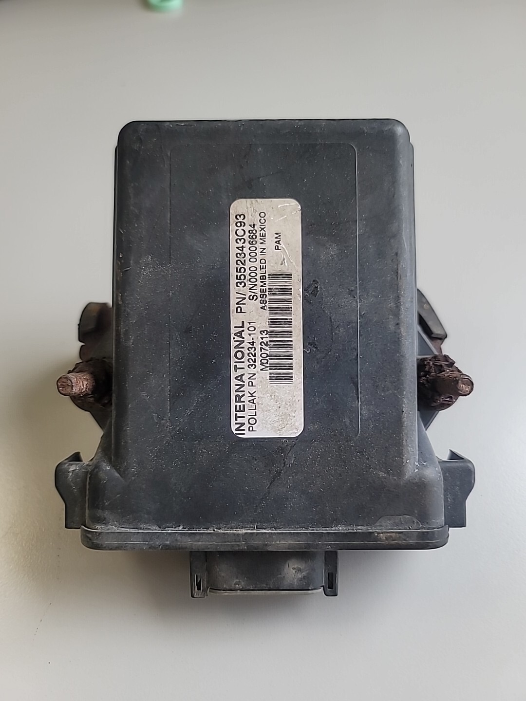 International Pollak Adapter Module 3552343C93 32234-101s for sale ...