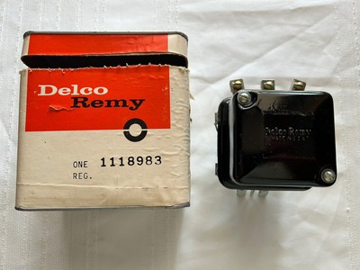 Antique & Vintage Equip Parts - Delco Remy Generator