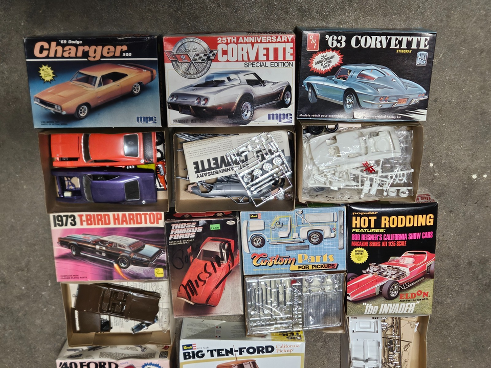 11 Vintage Model Car Kits, Junkyard Lot For Restoration Or For Parts ...