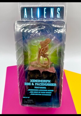 NECA Aliens Xenomorph Egg & Facehugger LED Light Up Glow Sealed L@@K | eBay