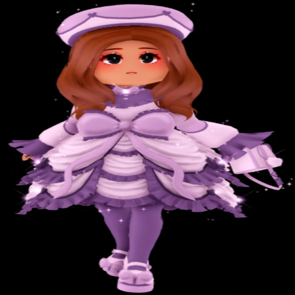 Royale High - All Sets CHEAPEST PRICES (Read Description) Huge Sale ...