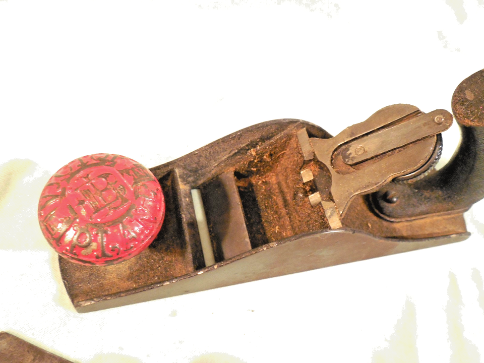 Antique Bailey Victor No. 4 Woodworking Plane Early Model Red Paint ...