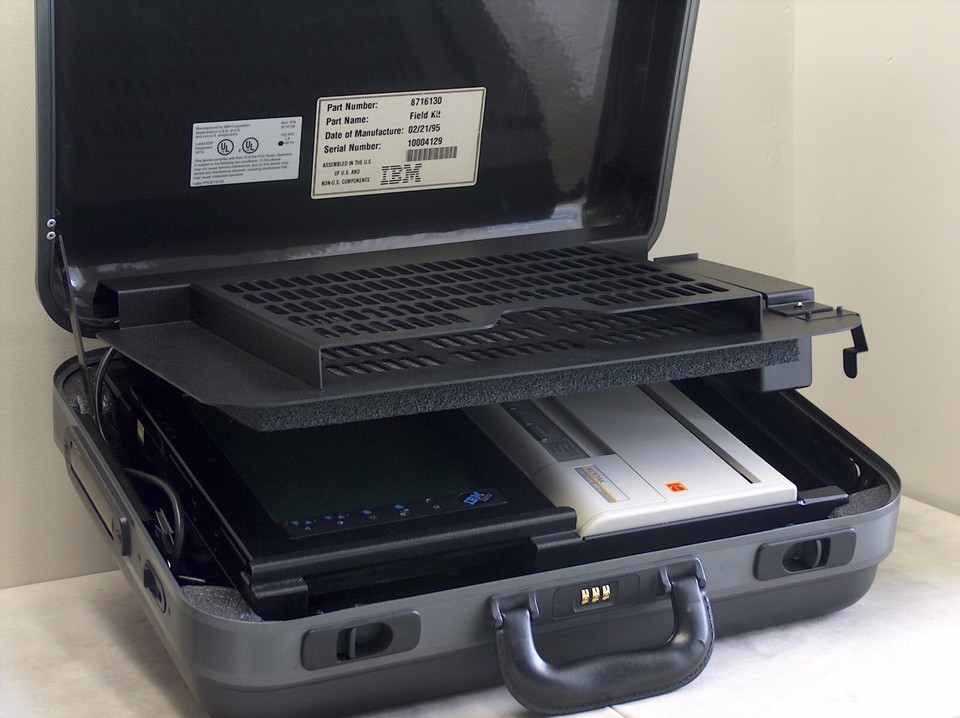 IBM 730T ThinkPad Type 2524 - From Included IBM 8716130 Field Kit Sold ...