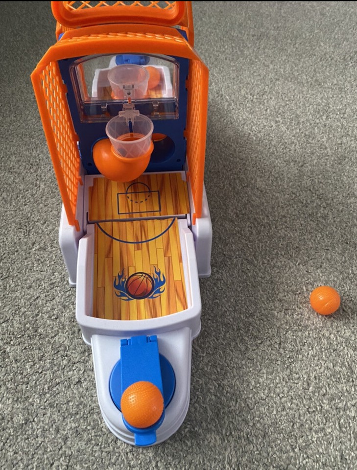 Little Tikes Hot Hoops Rapid Fire Mini Basketball Game + 4 Balls Toy ...
