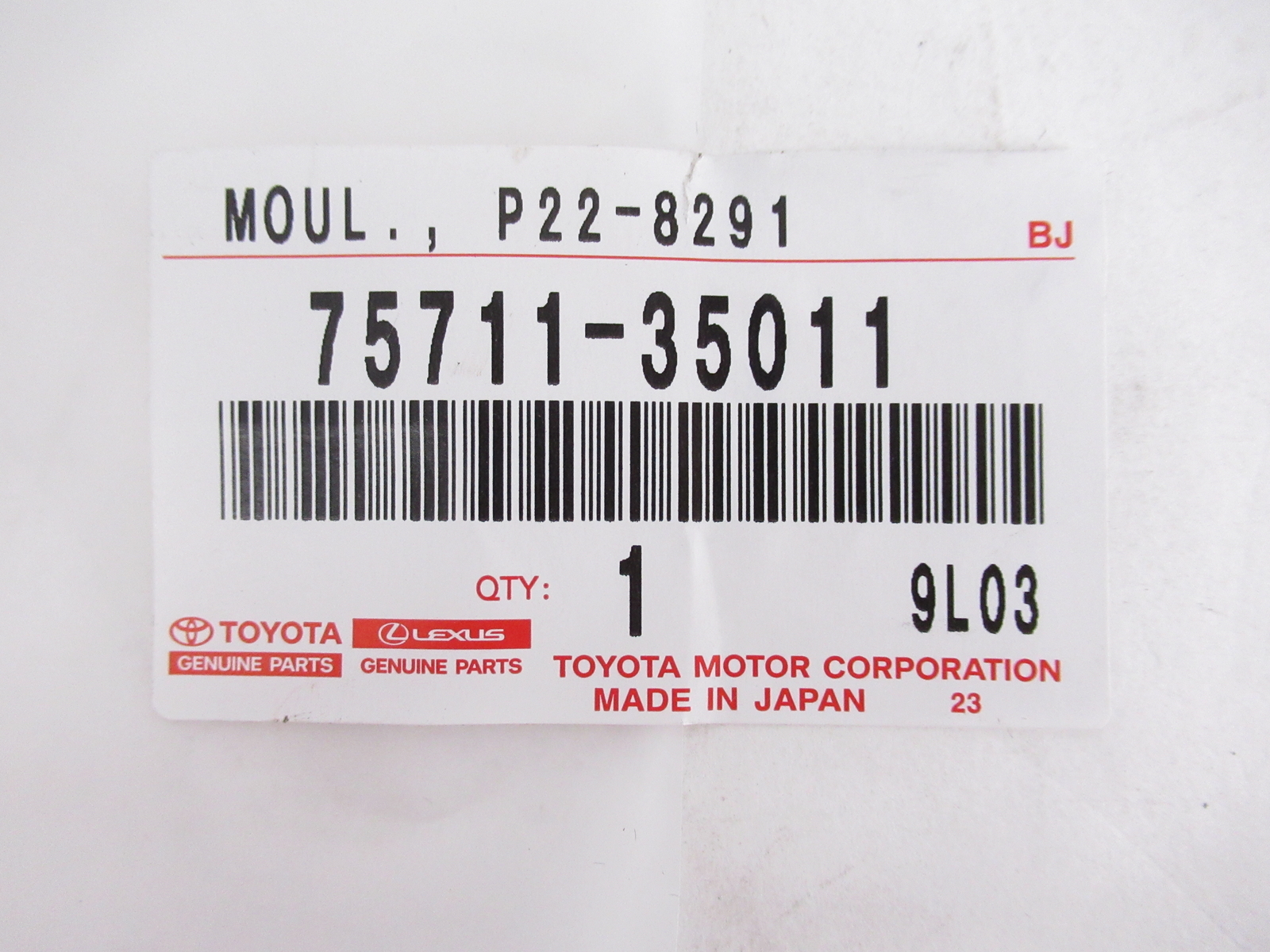 Genuine OEM Toyota 75711-35011 Passenger Front Belt Molding Sweep 10-20 ...