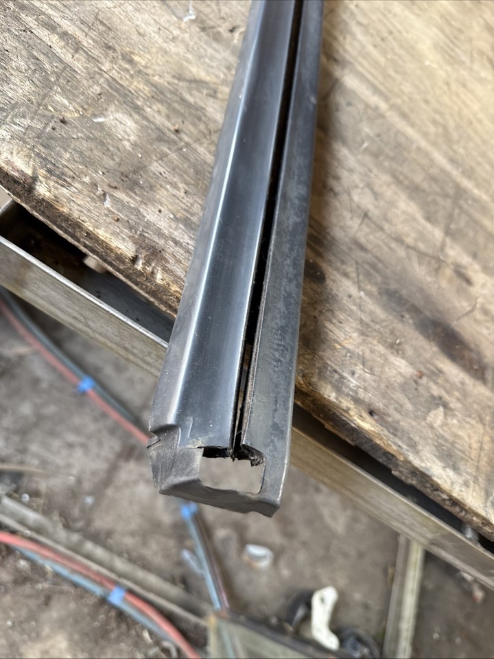 Range Rover Classic Lse Drivers Side Front Window Door Seal | eBay UK