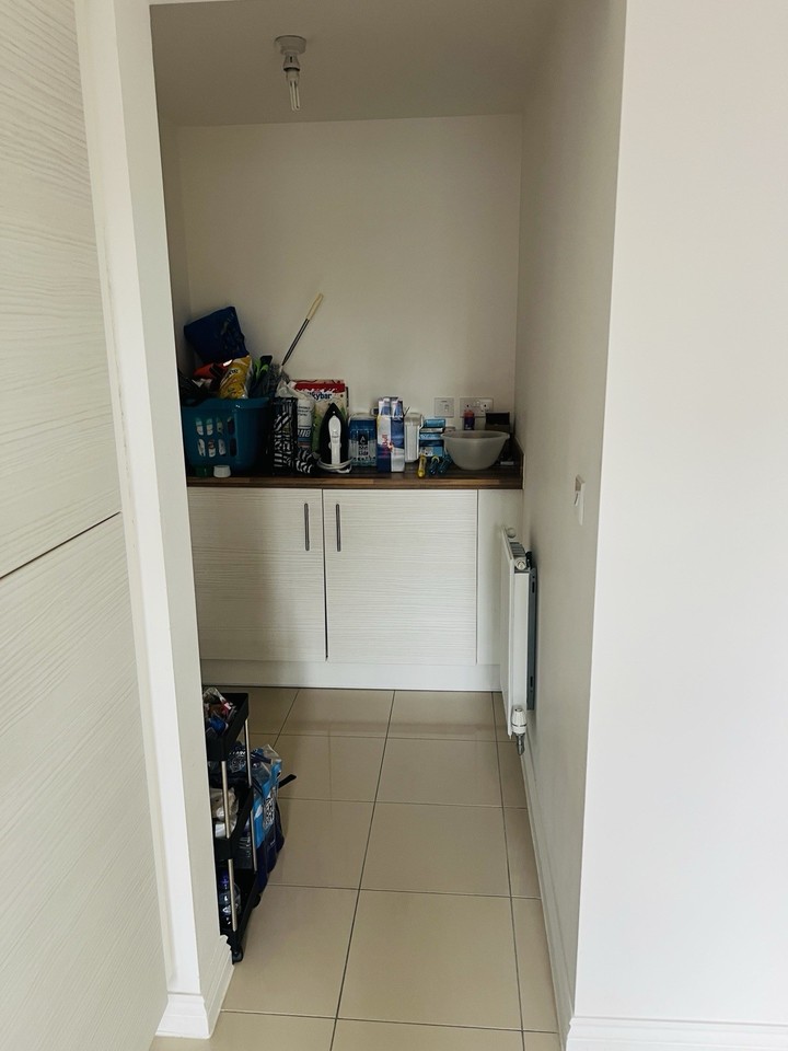 Used Kitchen units Cabinets Island Table Worktop + Appliances Matt ...