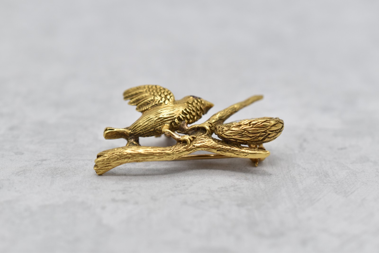 18k Yellow Gold Robin Pin with Pearls - 7.2g | eBay