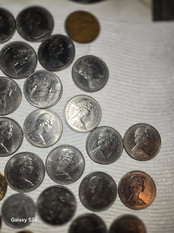 INTERNATIONAL COIN LOT EUROS POUNDS LIRA FRENCH FRANCS MORE SEE DESC ...