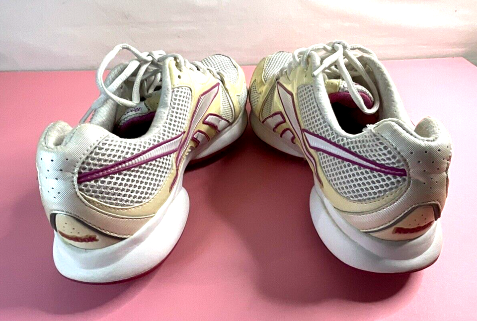Reebok Womens Easy Tone Smoothfit 11-J07529 White Pink Running Shoes ...