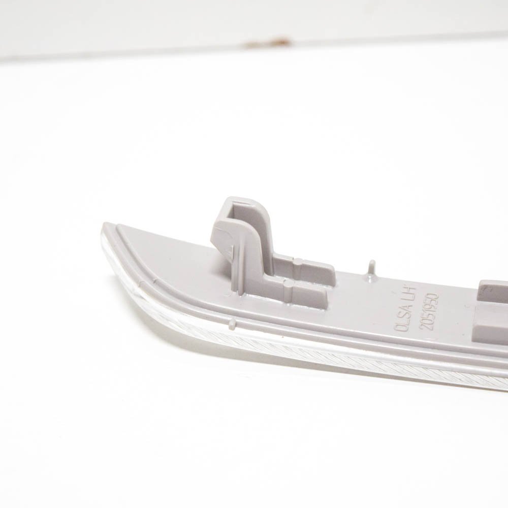 BMW X6 E71 Front Bumper Left Reflector 63147187087 7187087 New Genuine ...