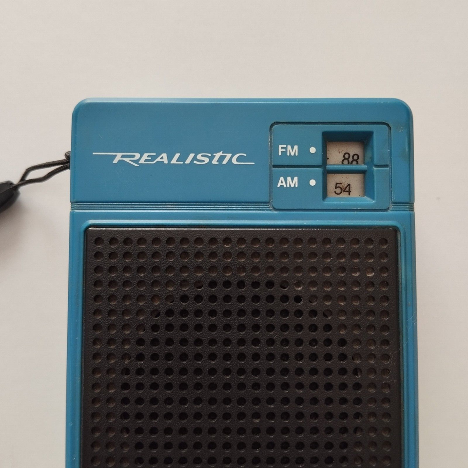 Realistic Light Blue AM/FM Pocket Transistor Radio by Radio Shack WORKS ...