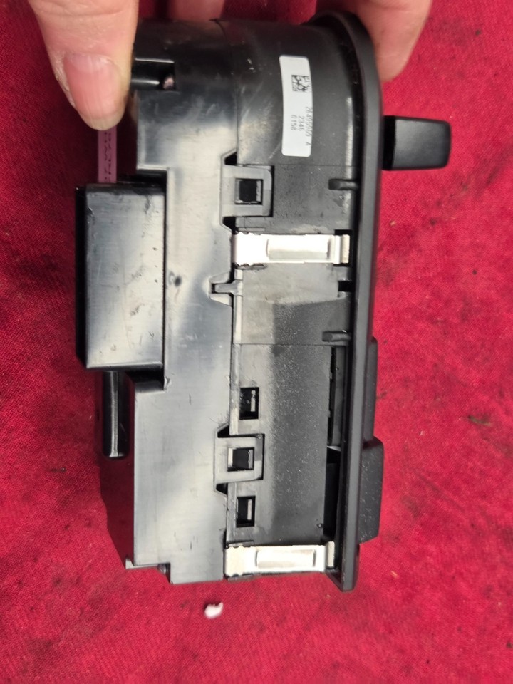 International light SWITCH PANEL Dash Panel - 4086868C2, 28613207, LCM ...