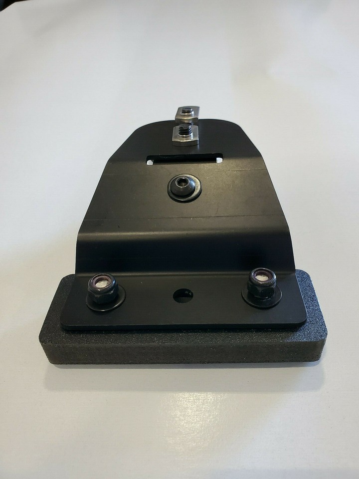 Pair of Promaster Tower Brackets for use with 8020(TM) 15 series ...