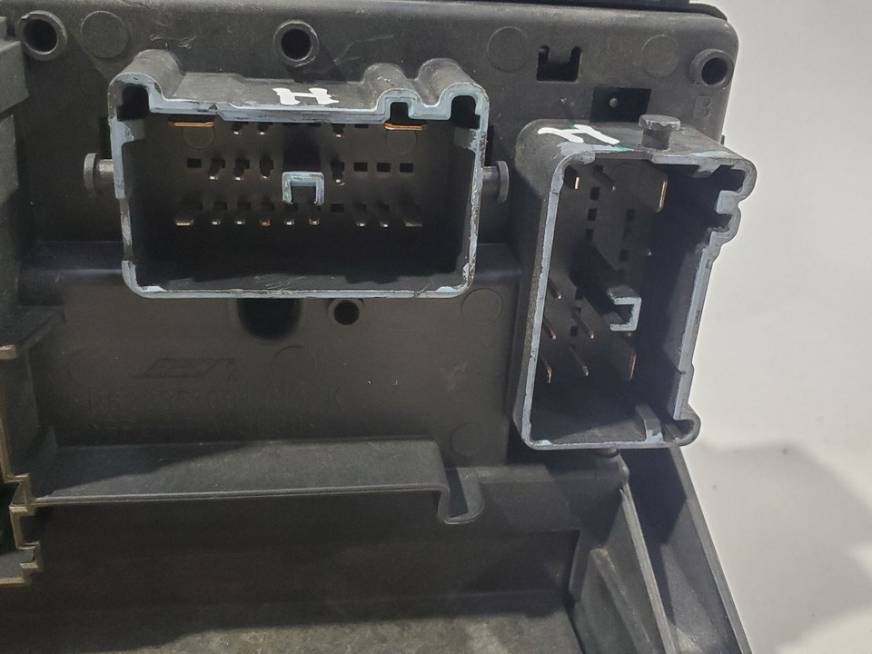 2009 Dodge Nitro OEM TIPM Totally Integrated Power Module 04692300AB | eBay