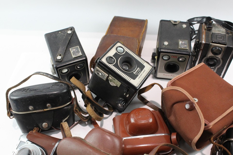 Assorted Vintage Film Cameras Inc Various Brands & Models w/ Some Cases ...
