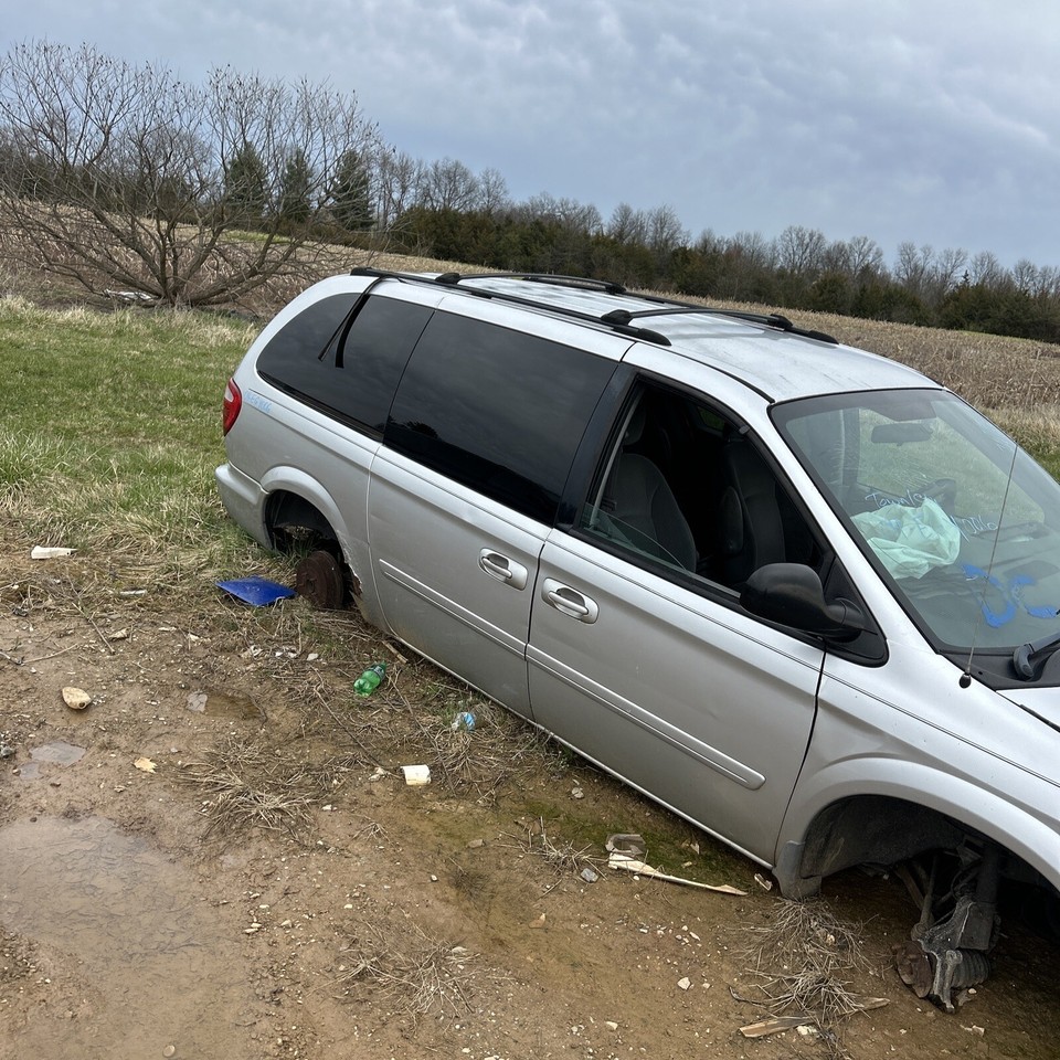 Chrysler Town & Country Dodge Caravan Roof Luggage Rack Rails Cross ...