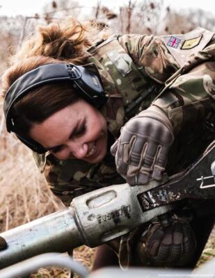 KATE MIDDLETON ARMY TRAINING GLOSSY POSTER PICTURE PHOTO PRINT BANNER ...