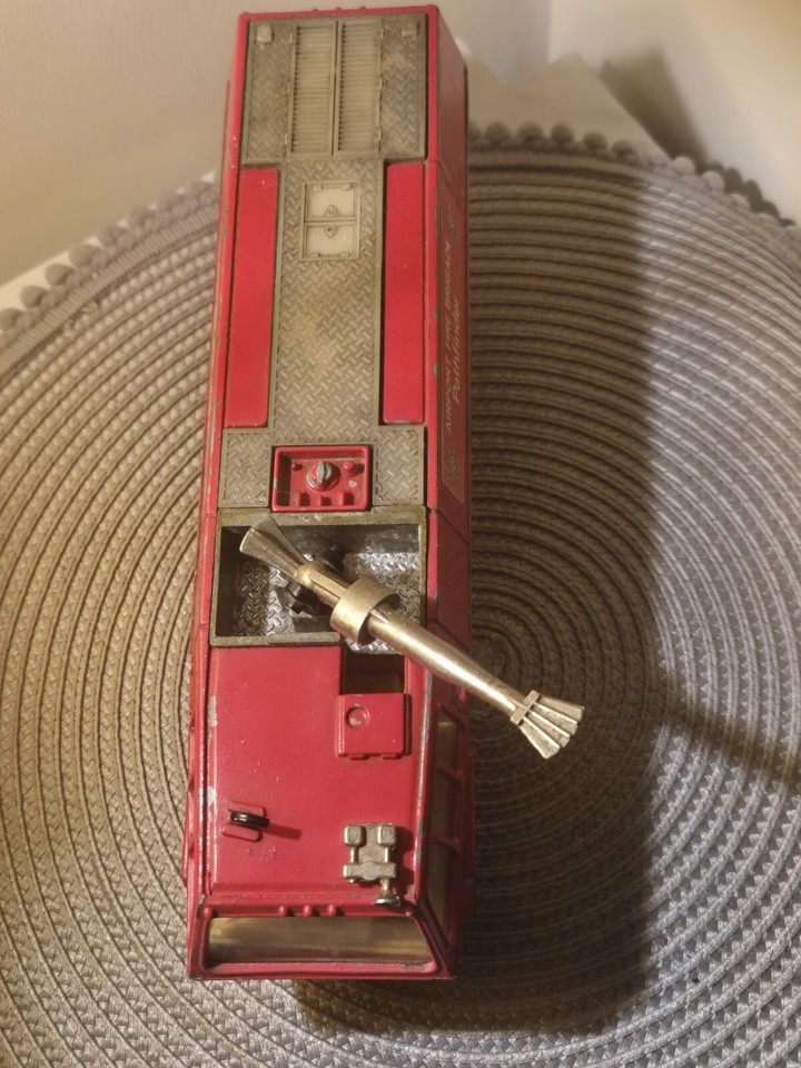 Corgi Major Toys Chubb Pathfinder Airport Crash Truck Fire Engine 1103 ...