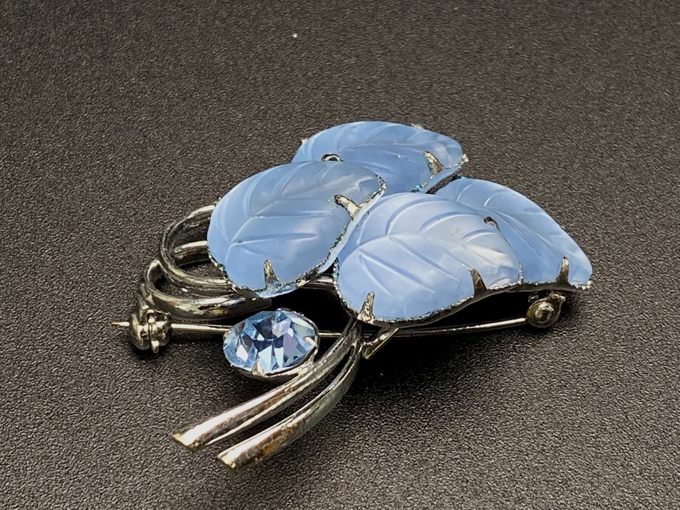 Japanese Cute Light Blue leaf Shape Brooch wth Gift box. Made in Japan ...