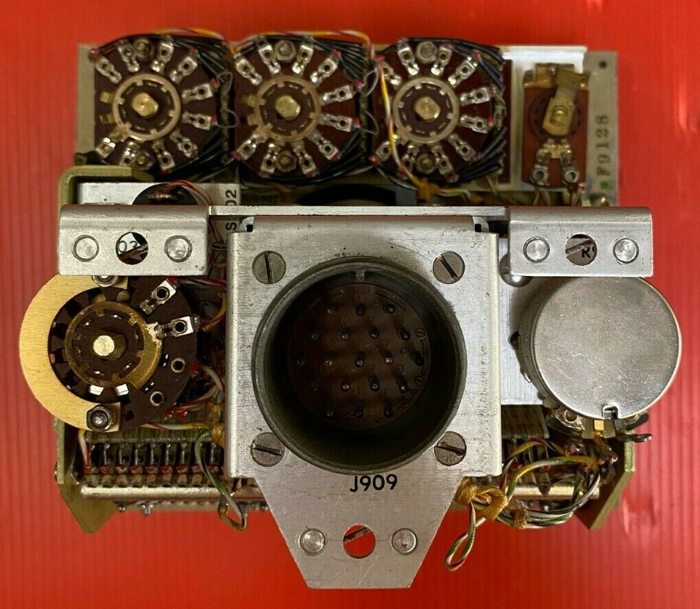 C-1057/ARC-34 RADIO SET CONTROL FOR AN/ARC-34 UHF AIRCRAFT RADIO ...
