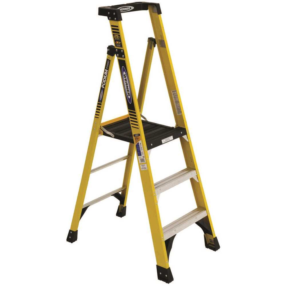 Werner 4 Ft Fiberglass Twin Step Ladder With 375 Lb Load Capacity