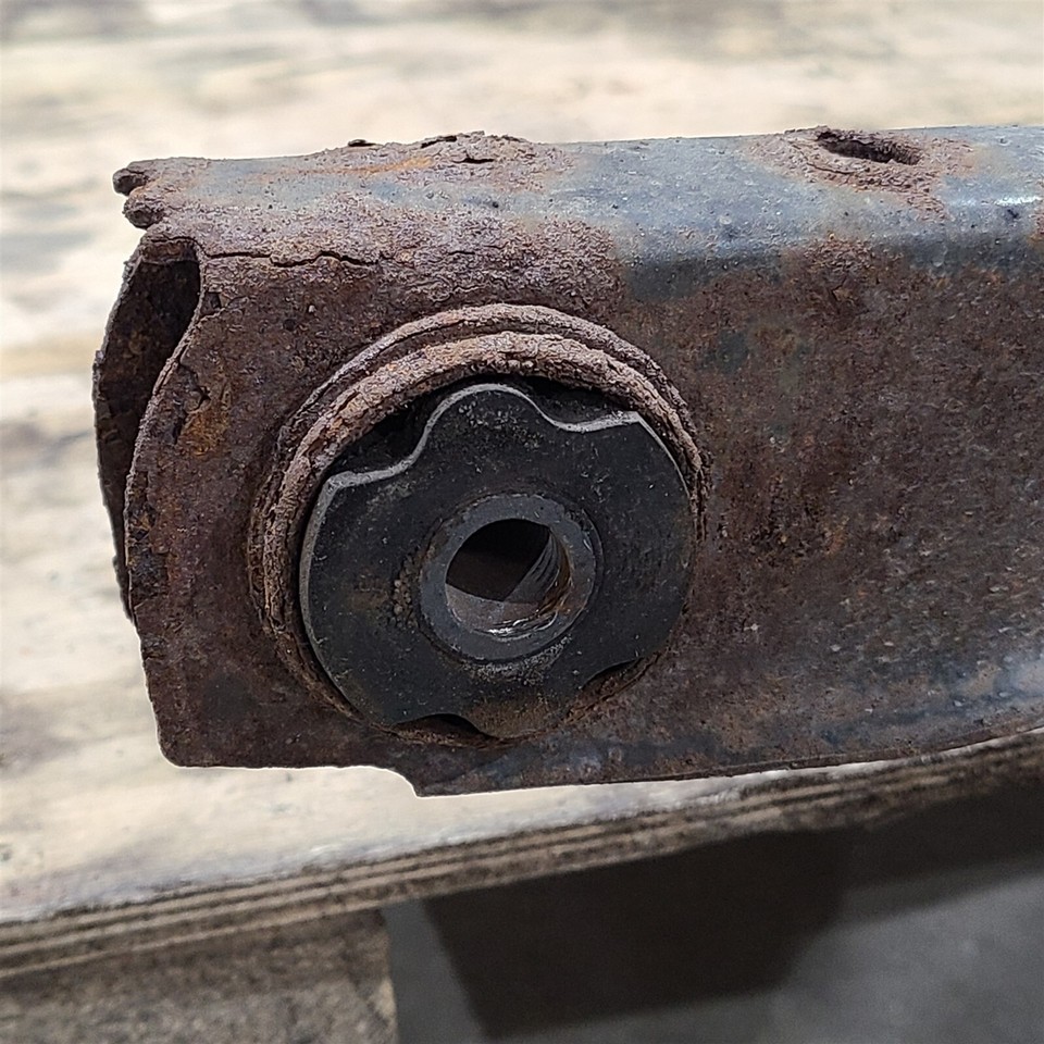 98-02 Camaro Z28 Rear Suspension Differential 2.73 Ratio Automatic ...