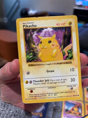 Shadowless Pikachu - RED CHEEKS - Vintage Base Set 58/102 Pokemon Card ...