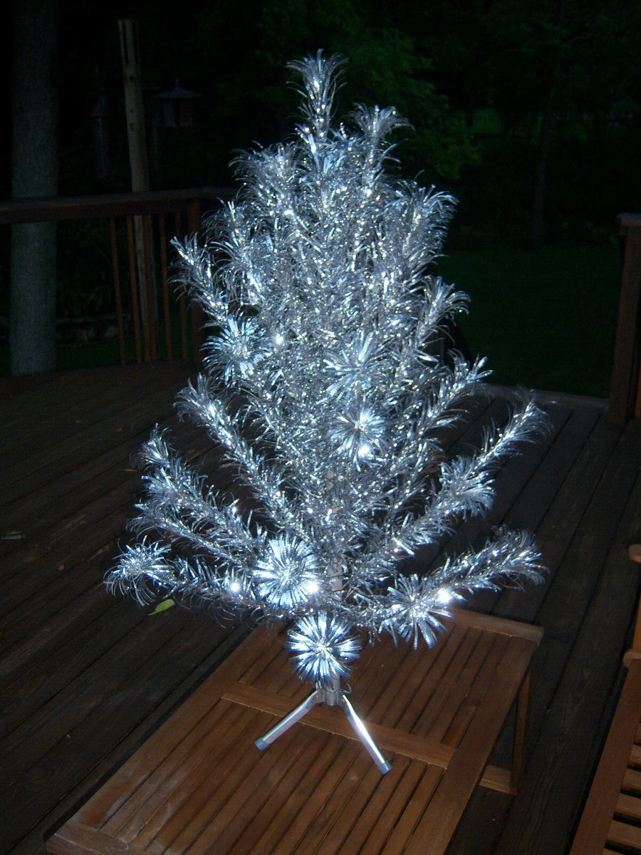 Evergleam Aluminum Christmas Tree