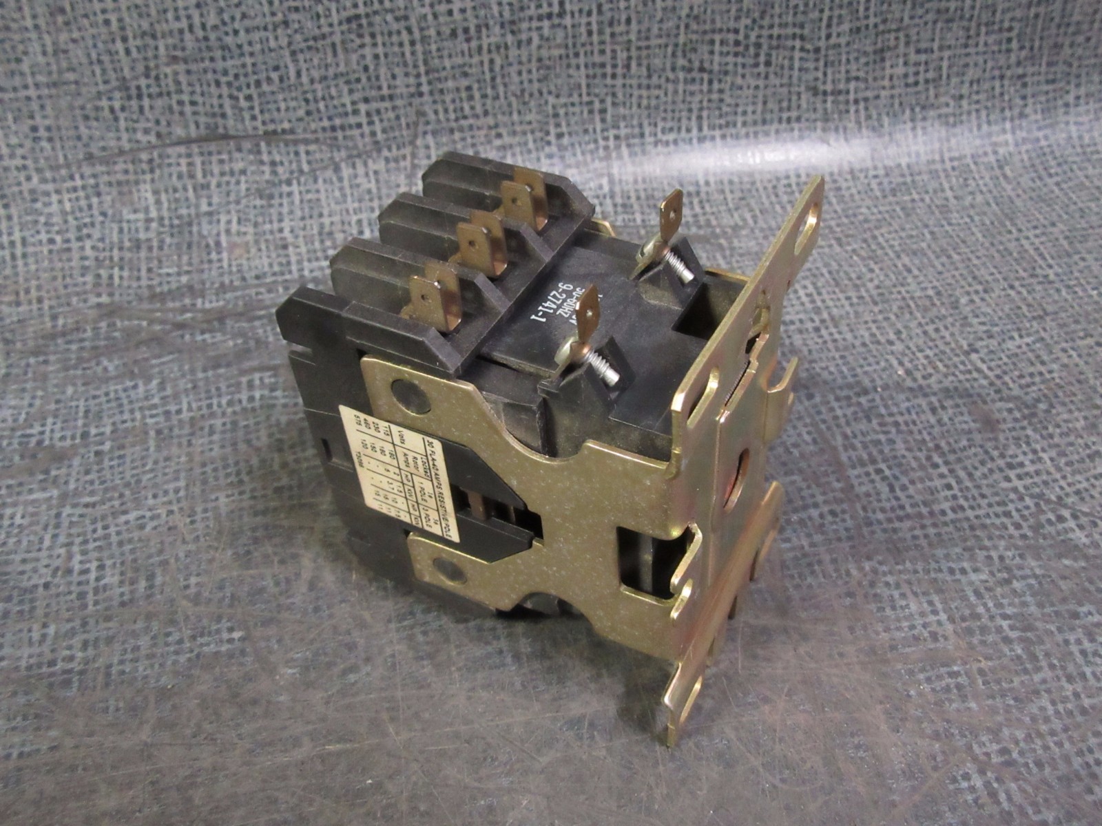 CUTLER HAMMER CONTACTOR 30 AMP 600V 3 PHASE 104-120V COIL MODEL ...