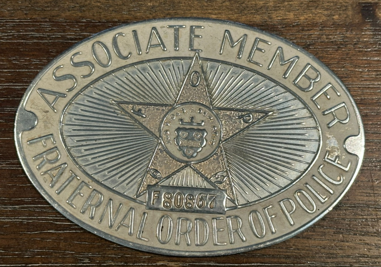 Vintage Plate / Plaque Fraternal Order of Police Associate Member ...