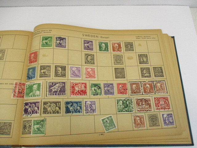 1935 THE MODERN COLLECTOR'S Postage Stamp Album & Lots of Stamps ...
